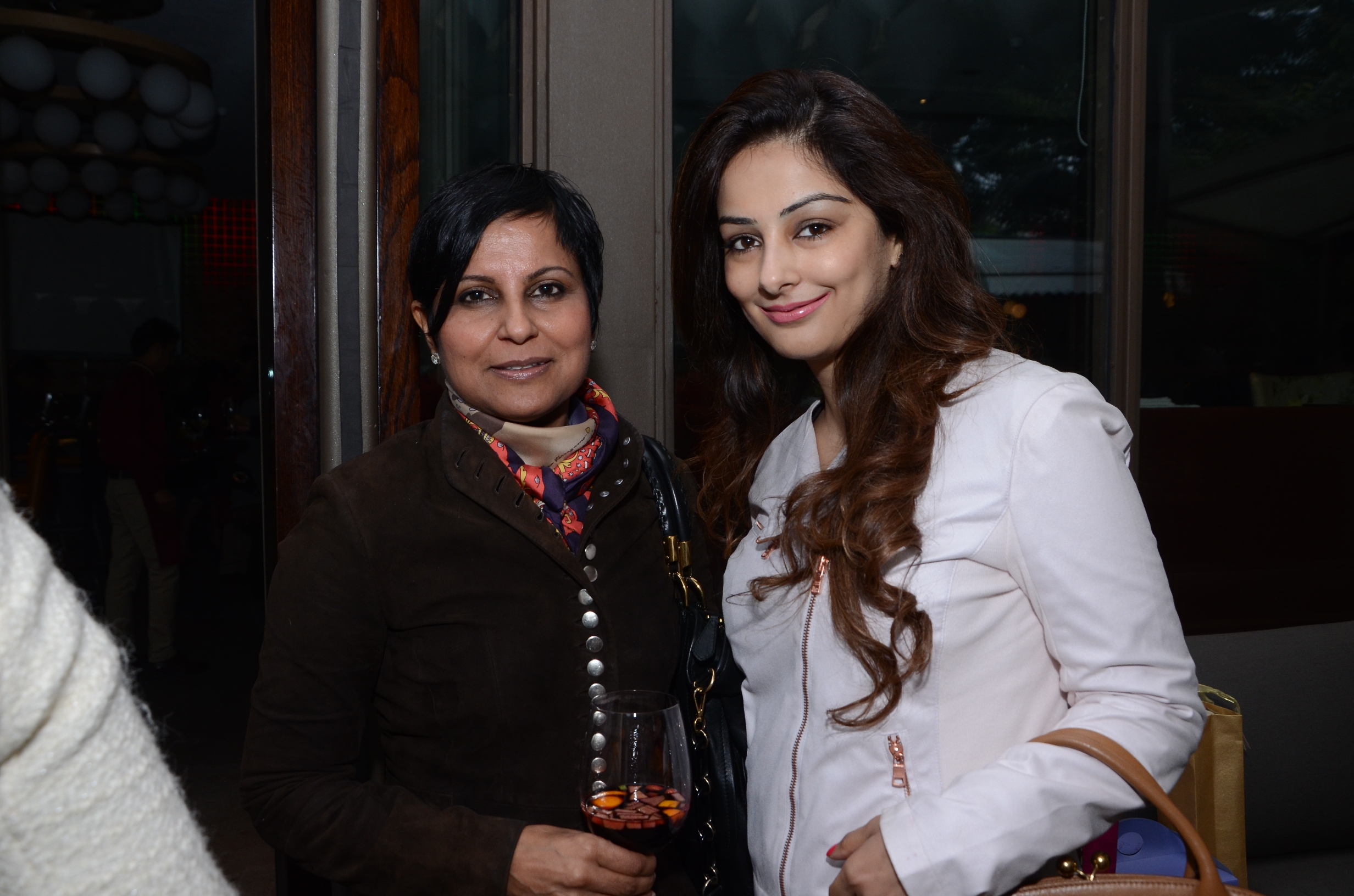 UstaadMaa Zila Khan Unveiled: VANDE MATARAM RE STRUNG - Core Sector ...