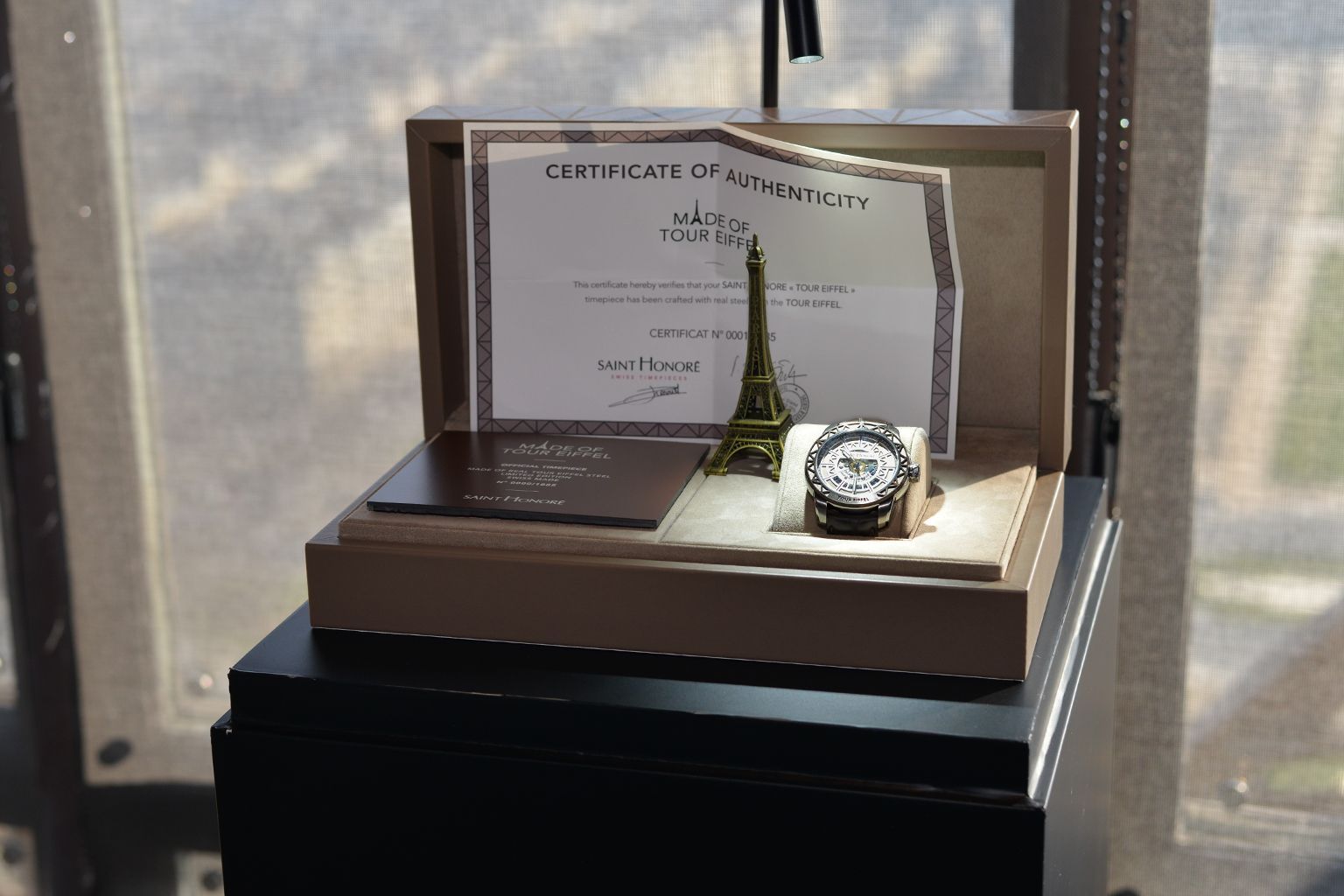 THE “TOUR EIFFEL” TIMEPIECE - Steel from the Eiffel Tower for a SAINT ...