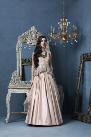 Rashi Kapoor : Debut at Lakme Fashion Week winter/Festive 2016 - Core ...